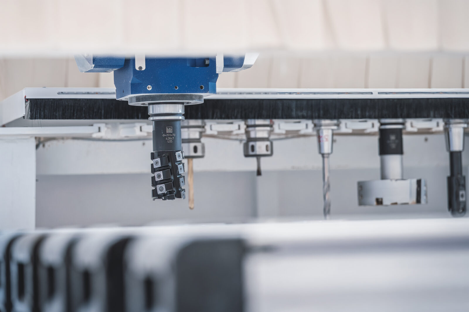 CNC Lohnabbund ⚡ Kälin HolzTechnik AG